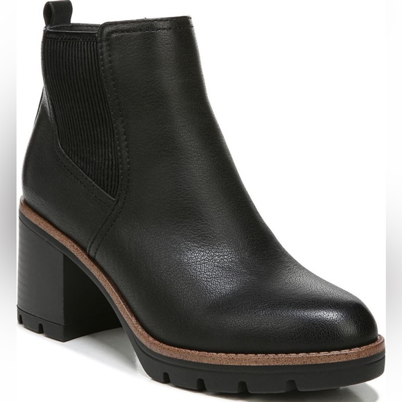 Naturalizer | Shoes | Naturalizer Madelyn Gore Boot 2 | Poshmark